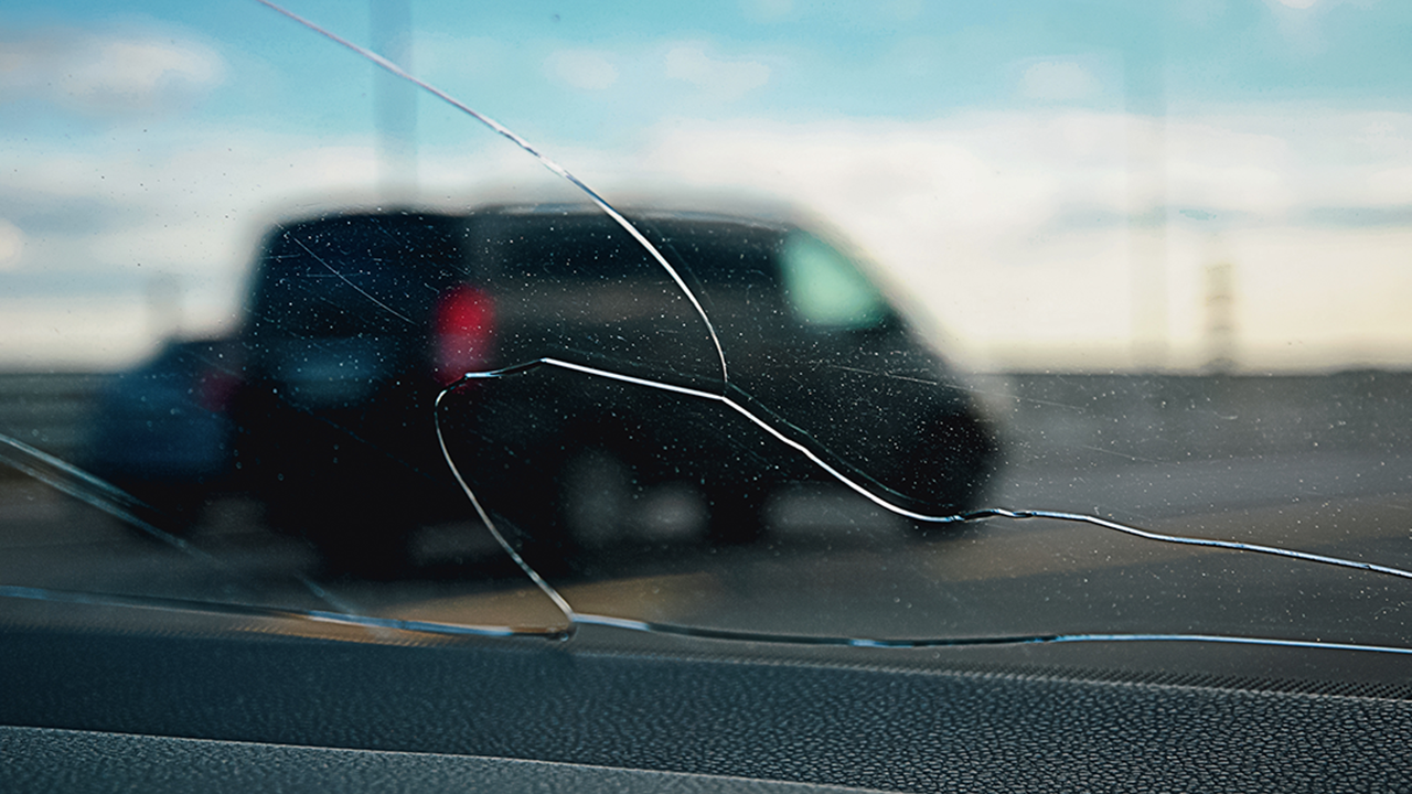 Windshield Replacement – Windshield Wizard